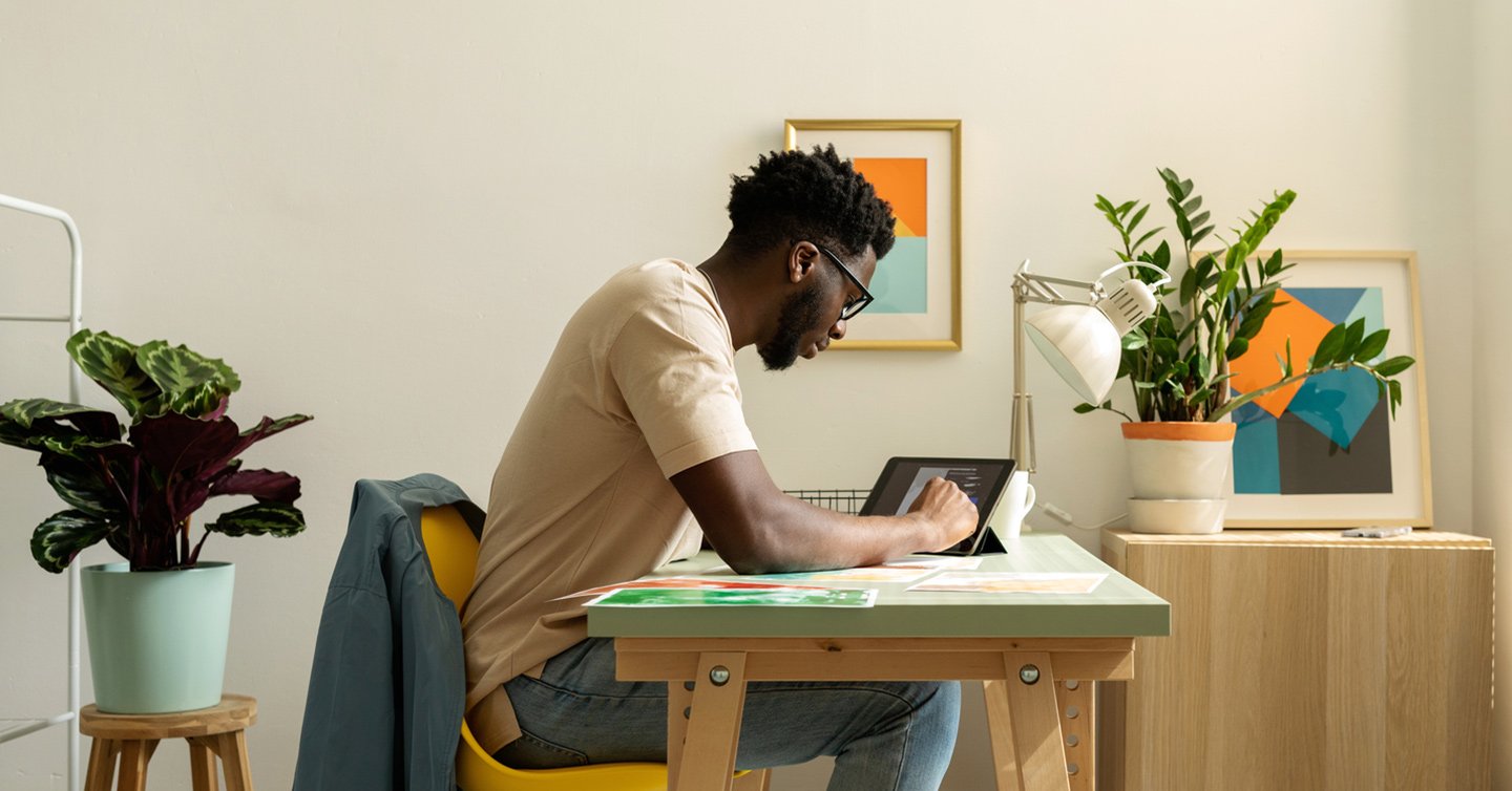 Five Famous Graphic Designers Everyone Should Know - Sufio